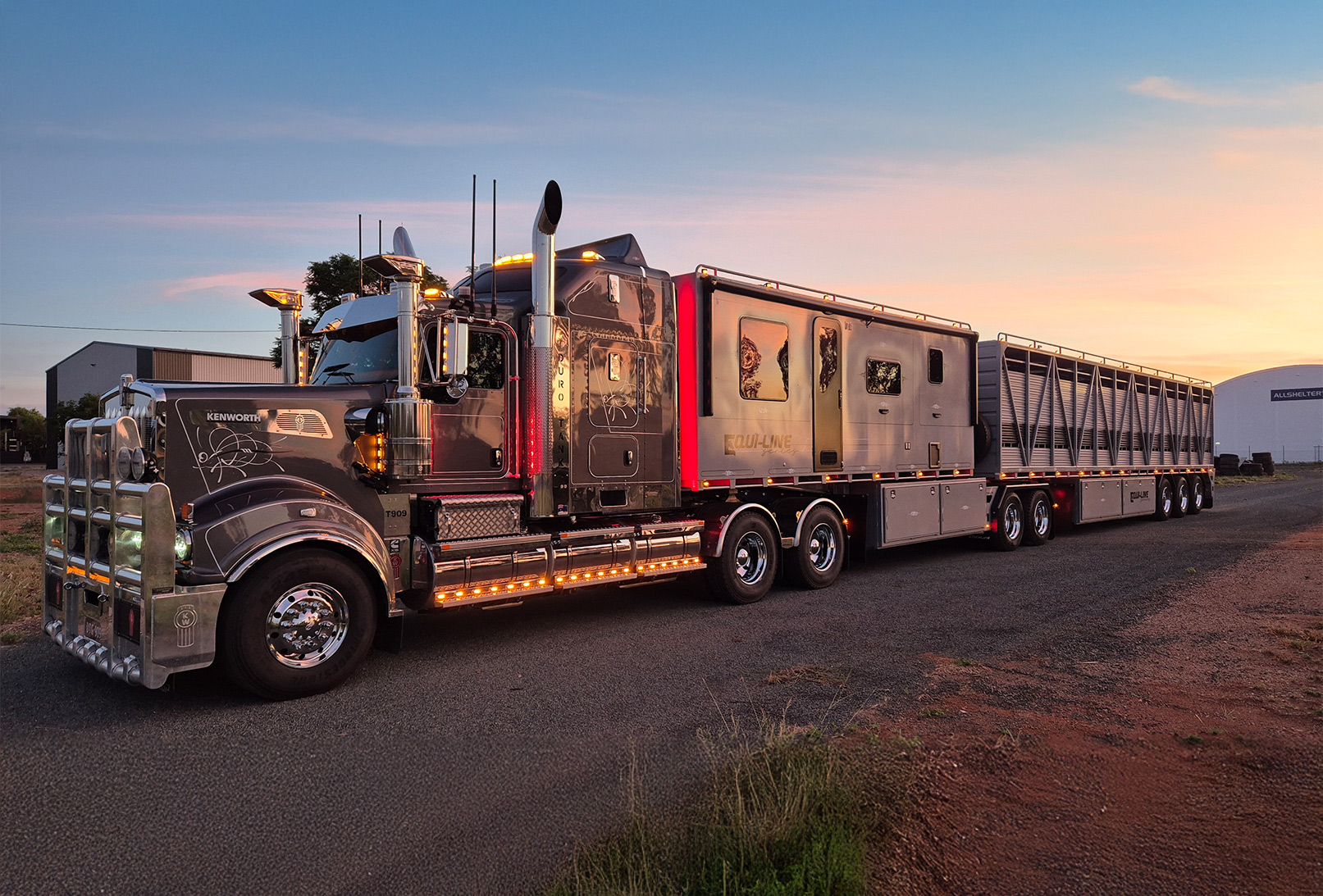 Livestock Trailer Manufacturer, Used Truck & Trailer Sales, Trailer ...